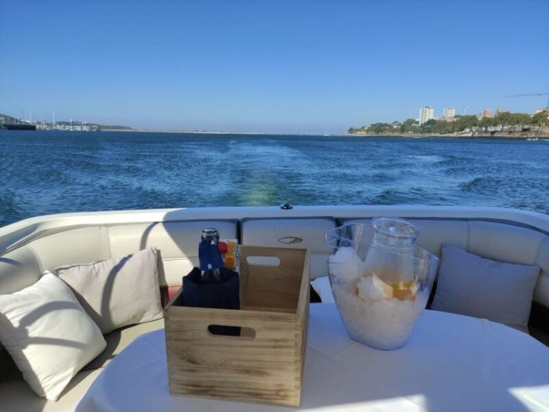 Private Boat Tour to Ponte D. Luís 1h, group price up to 6px - Practical Details: What You Need to Know