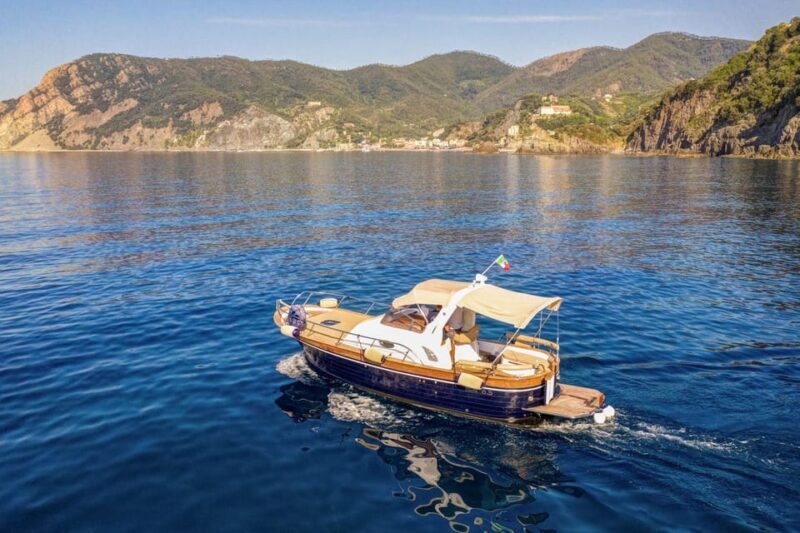 Private Boat Tour to the Gates of the Cinque Terre (HD) - FAQ