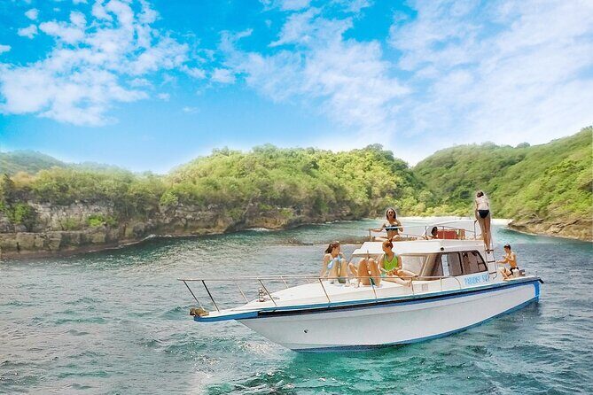 Private Boats & Yachts Charter in Bali and Nusa Penida - Key Points