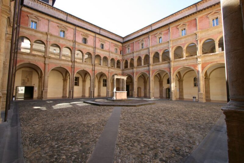 Private Bologna City & Europe Oldest University Guided Tour - Exploring Bologna’s Oldest University: A Private Guided Tour
