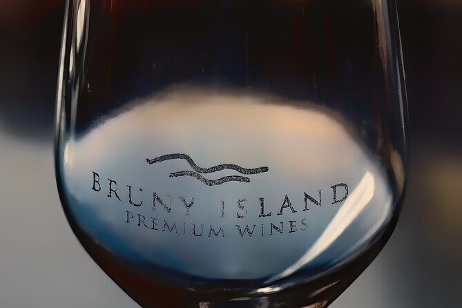 Private Bruny Island Wine, Food,Sightseeing & Lighthouse Day Tour - Rustic Charm at Bruny Baked Goods
