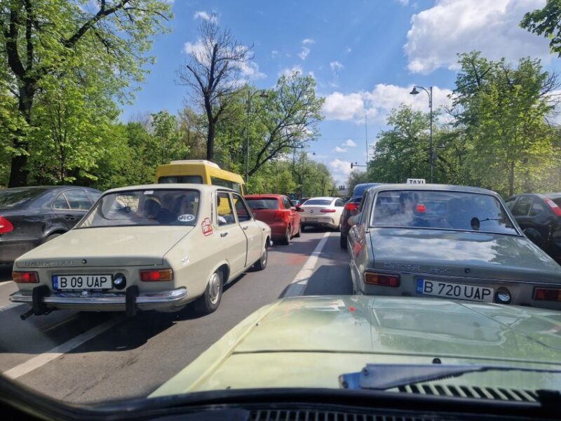 Private Bucharest Driving Tour with a Vintage Car- 120min - Landmark Stop 3: The Triumphal Arch (10 minutes)