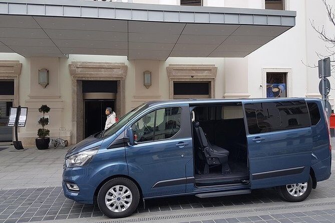 Private Buda Castle walking tour & Danube river cruise with Margaret Island stop - FAQ