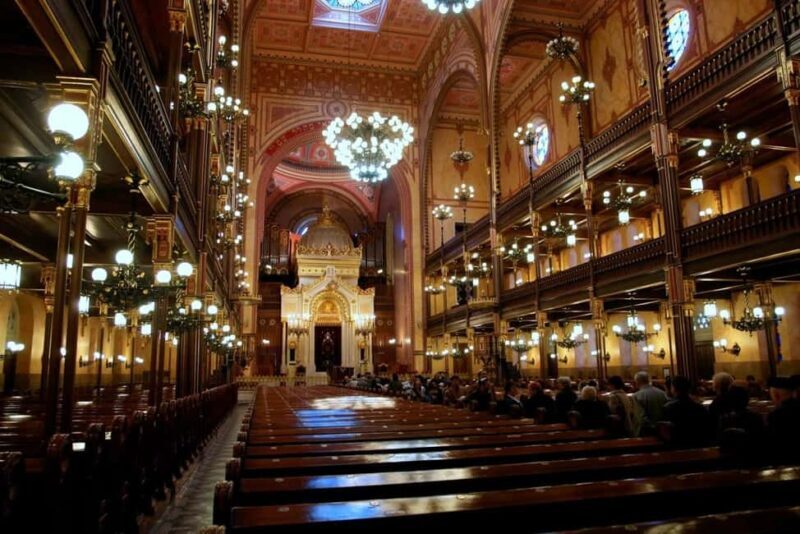 PRIVATE Budapest Jewish Heritage Walking Tour - Food Tasting - Authenticity and Guide Quality