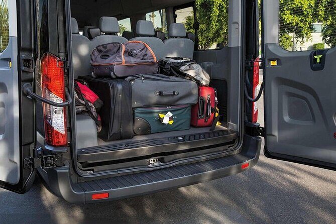 Private Bus or Limo Transfer Orlando Airport to Theme Park Hotels - What’s Included and What’s Not