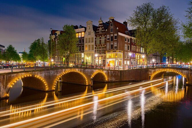 Private Bus Tour in Amsterdam City - Who Should Consider This Tour?