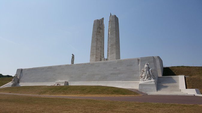 Private Canadian WW1 Vimy & Somme Battlefield Tour from Arras or Lille - Key Points