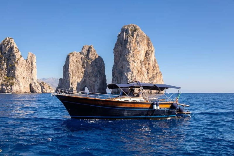 Private Capri Boat Day Tour From Sorrento - Exploring the Itinerary: What to Expect