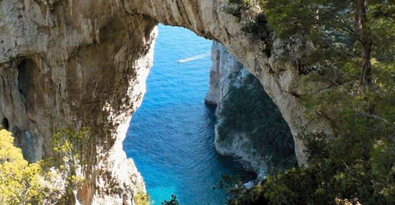 Private Capri Excursion by boat from Sorrento - Authentic Highlights and Minor Drawbacks