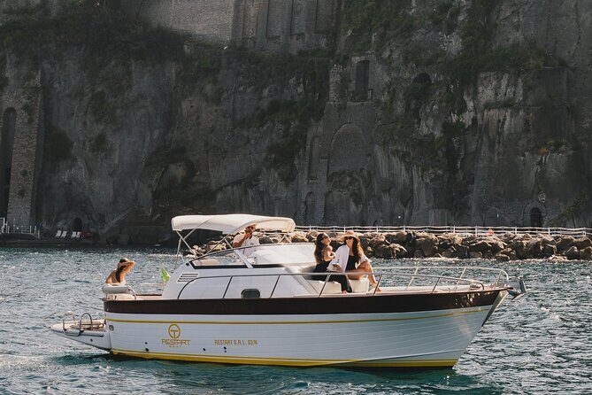 Private Capri & Positano Day Trip from Sorrento on a 28ft Boat - FAQ