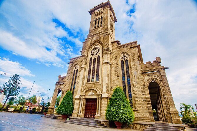 Private Car Airport Transfer to Nha Trang City - What to Expect from the Transfer Service