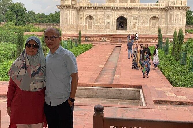 Private Car and Driver for Taj Mahal Agra Tour - Who Should Consider This Tour?