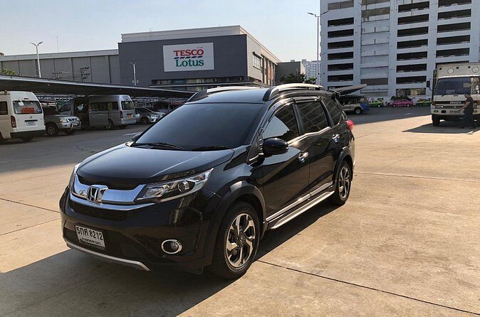 Private Car Bangkok to Damnoen Saduak 4 seats - A Detailed Look at the Experience