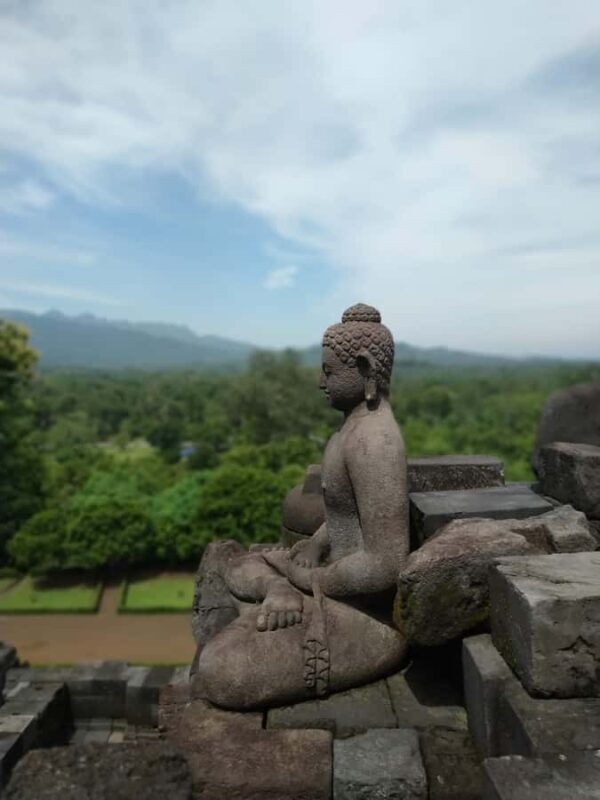 Private Car Borobudur, Merapi Jeep Tour and Prambanan Temple - Unpacking the Experience: What to Expect from This Tour