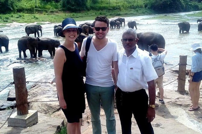 Private Car Hire with Driver-Guide for 06 Days Round Tour - Key Points