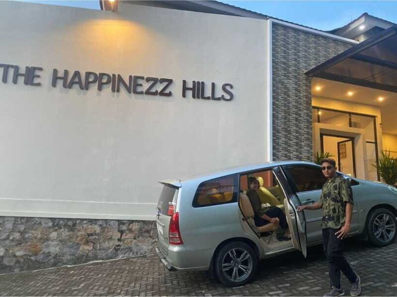 Private car Jepara - Yogyakarta - Who Is This Service Best For?