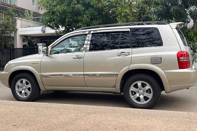 Private Car services from Siem Reap to Phnom Penh - An In-Depth Look at the Transfer Experience