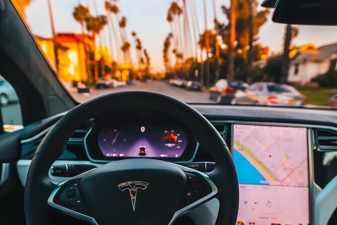 Private Car Tour LA Hollywood Beverly Hills Venice Santa Monica - Santa Monica: Surf, Sand, and Silver Screen