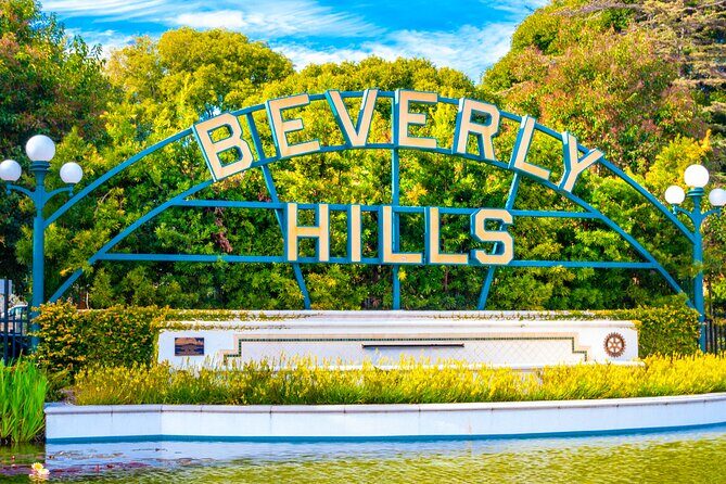 Private Car Tour LA Hollywood Beverly Hills Venice Santa Monica - The Guide and Experience