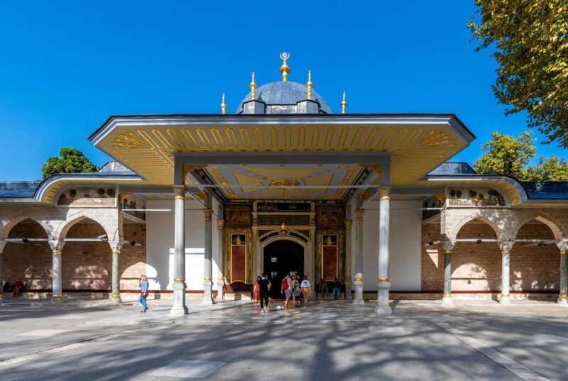 Private Car Tour of Istanbul Old City and Top 7 Attractions - Key Points