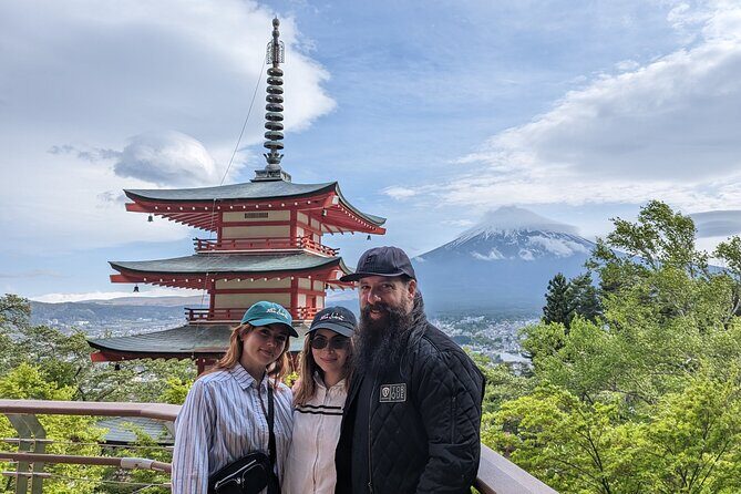 Private Car Tour to Mt. Fuji and Kawaguchiko or Hakone - Exploring the Itinerary: What You Can Expect