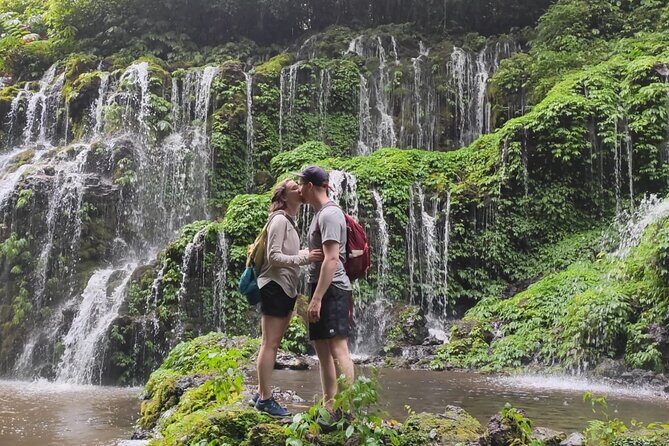 Private Car Tour Ulundanu Temple & Tanah Lot Temple All Inclusive - Frequently Asked Questions