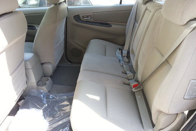 Private car transfer from Hanoi Airport to Hotels - Reviewing the Experience: What Travelers Say