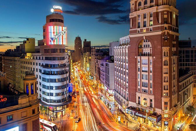 Private Car Transfer from Lisbon to Madrid with 2 hours for sightseeing - Who Should Consider This Service?