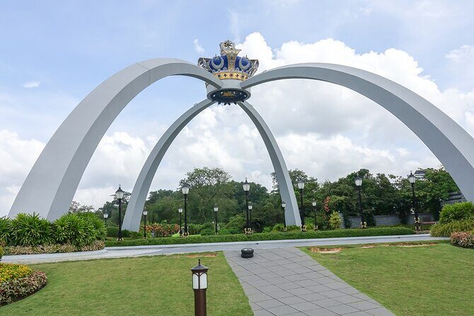 Private Car Transfer: Singapore to Johor Bahru - What Sets It Apart