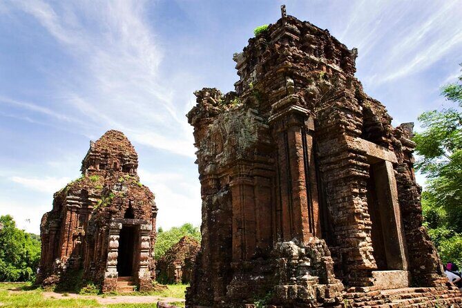 Private Car Transfer to MY LAI MASSACRE from Da Nang or Hoi An - Key Points