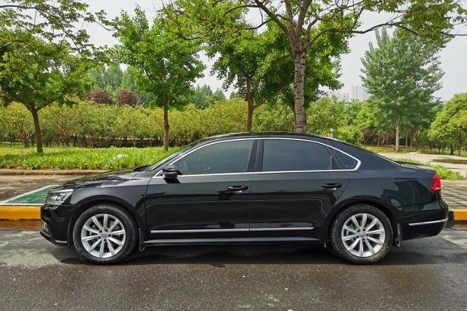 Private Car / van on disposal in Shanghai city within 8-9 hours with guide - Key Points