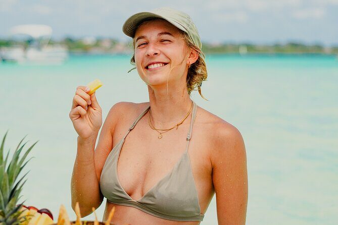 Private catamaran in Bacalar with Drinks, Guacamole and Photos. - An In-Depth Look at the Bacalar Catamaran Tour