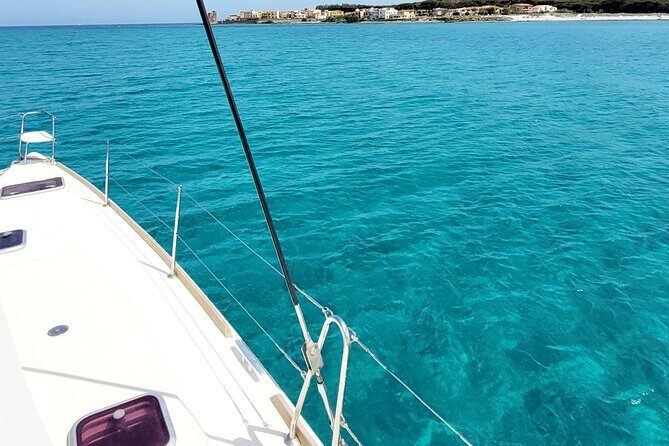 Private catamaran sailing trip around La Caletta -Berchida - Sardinia - FAQ