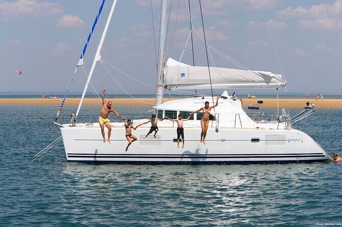 Private Catamaran Tour to the Maddalena Archipelago from Cannigione - FAQ