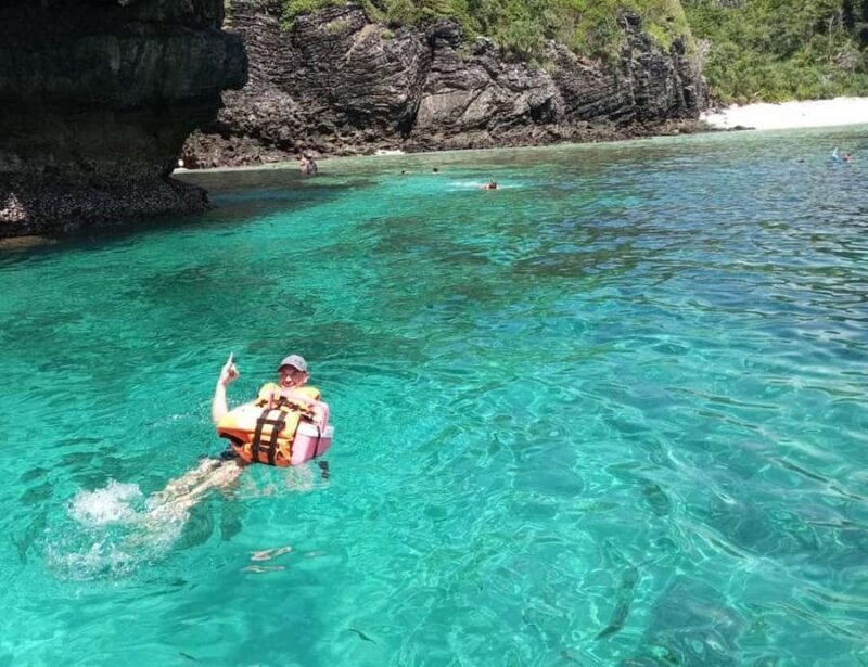 Private Catamaran Yacht to Maiton & Coral Islands - The Sum Up