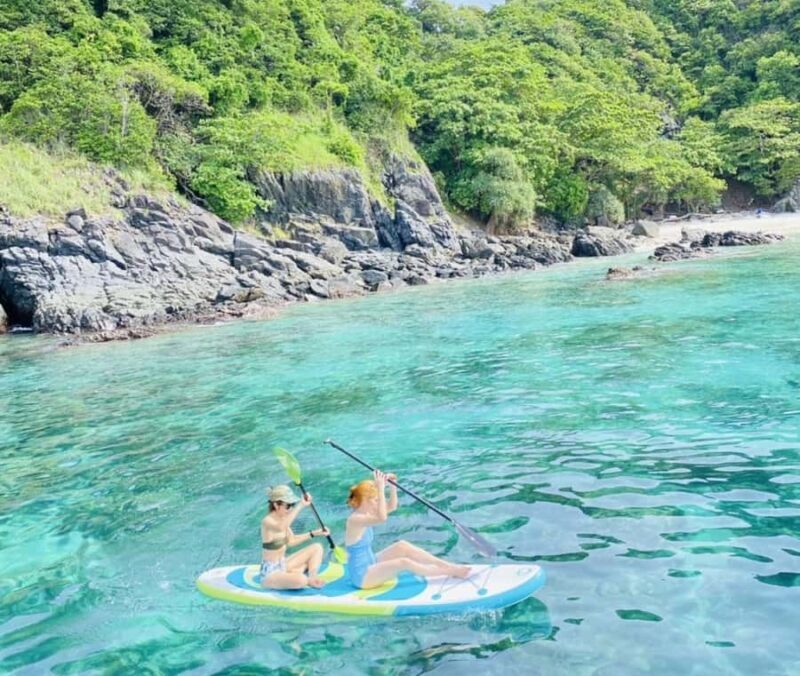 Private Catamaran Yacht to Phi Phi Island - An In-depth Look at the Private Catamaran Experience