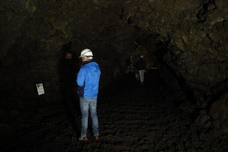 Private Caves tour with a Geologist - Inside the Caves: A Peek at Natural Wonder