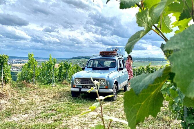 Private Champagne Experience in a vintage car from Epernay - FAQ