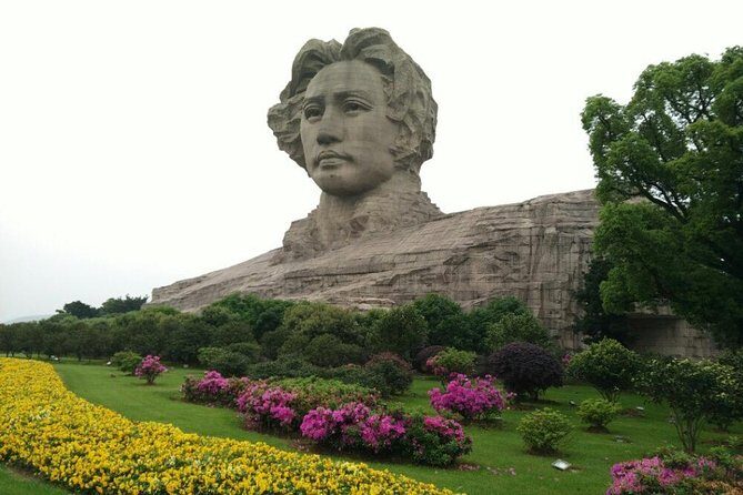 Private Changsha Day Tour: Yuelu mountain, Yuelu Academy And Orange Island - Exploring Yuelu Mountain: The Crown Jewel of Changsha