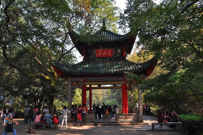 Private Changsha Day Tour: Yuelu mountain, Yuelu Academy And Orange Island - Visiting Yuelu Academy: China’s Oldest Educational Institution