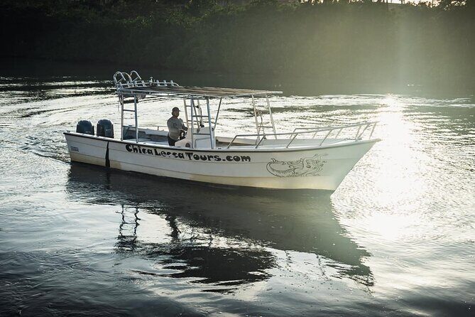 Private Charter: Chica Super Panga 30' - The Boat and Departure Experience