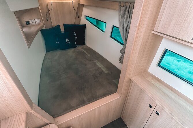 Private Charter in Catamaran Alexa by Barcelona 12 pax 2/4/8 HS - The Sum Up