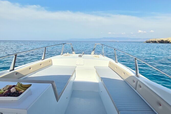 Private Charter to Blue lagoon -Amore Mio - Key Points
