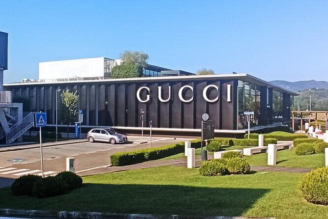 Private Chauffeur for shopping to "The Mall" and Prada Outlet (Space) - The Breakdown of the Itinerary