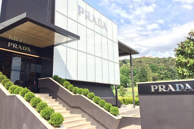 Private Chauffeur for shopping to "The Mall" and Prada Outlet (Space) - In The Sum Up