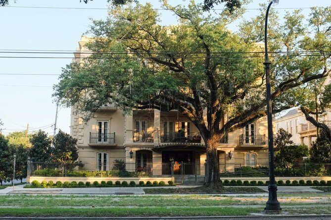 Private Chauffeured and Historian Guided City Tour of New Orleans - Authenticity and Guide Knowledge: The Heart of the Tour