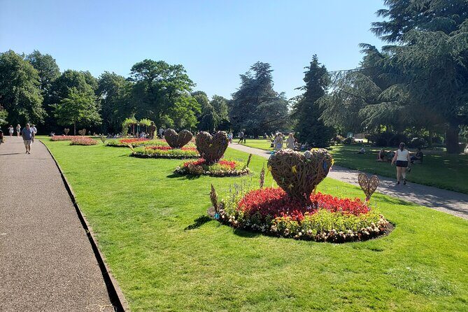 Private Chester Self-Guided Tour - Finishing in Grosvenor Park