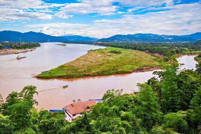 Private Chiang Rai Day Trip with Golden Triangle from Chiang Mai - FAQ