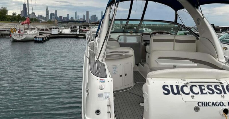 Private Chicago Boat Rental - Explore Chicago's Skyline - An In-Depth Look at the Experience