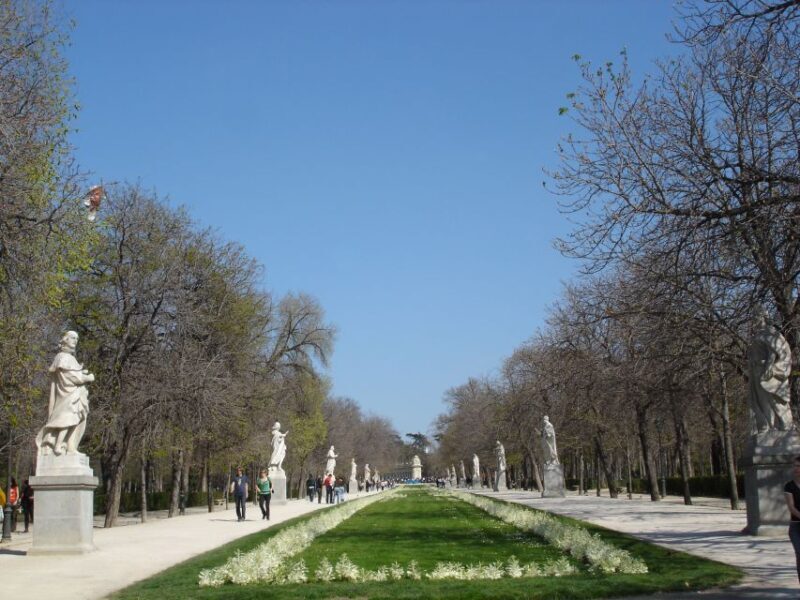 Private City Tour Madrid with Driver and Guide - FAQs
